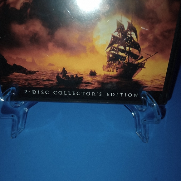 Disney | Media | Pirates Of The Caribbean Curse Of The Black Pearl Dvd ...